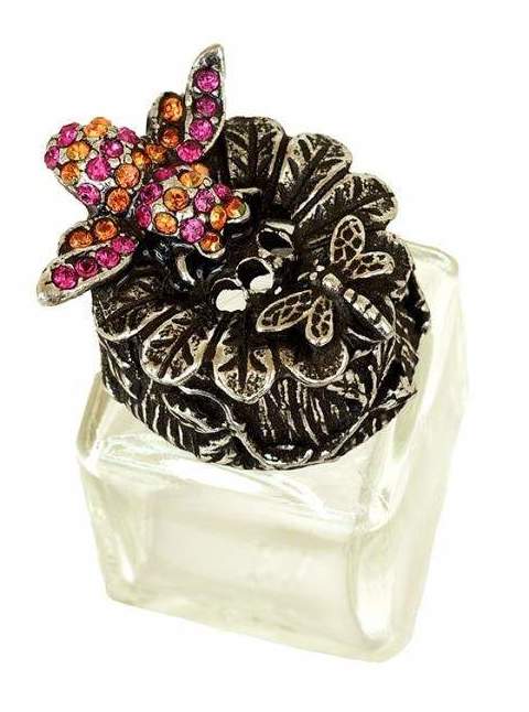 Gifts – La Contessa by Mary DeMarco